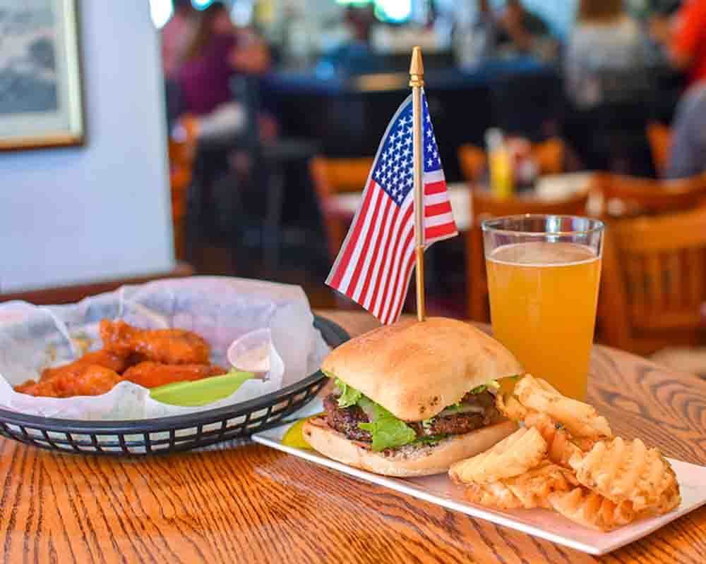 Blue and Gray Bar & Grill | Destination Gettysburg